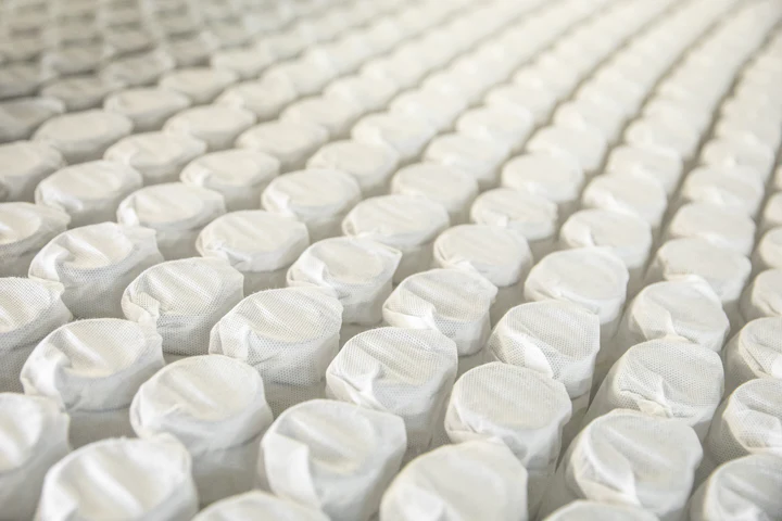 Exploring the Benefits of Wrapped Coils in Mattresses – AhhSleep